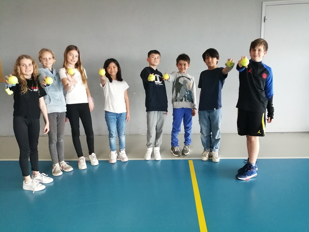 Le plaisir d’apprendre en mouvement avec le « brain ball » en CM1 ...