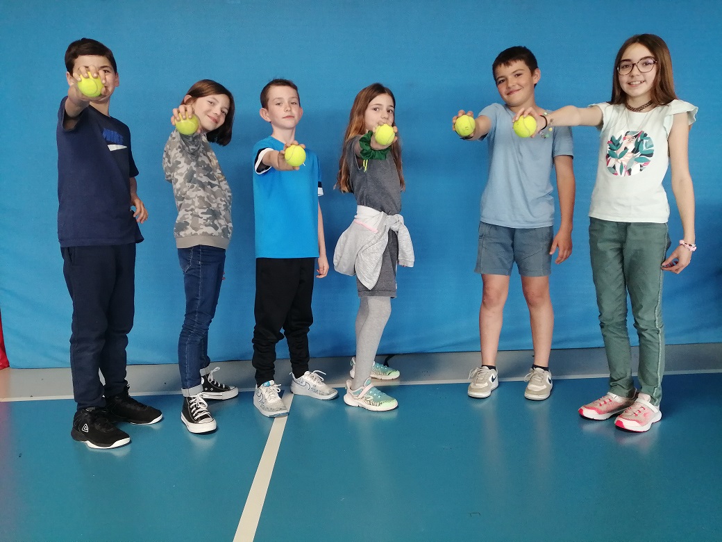 Le plaisir d’apprendre en mouvement avec le « brain ball » en CM1 ...